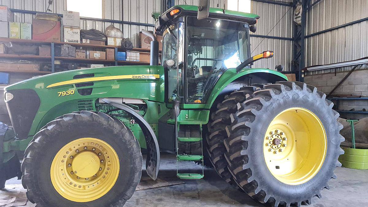 Tractor JD 7930, 4wd, Dual, Piloto. Año: 2007 - Año: 2007 - Agroads