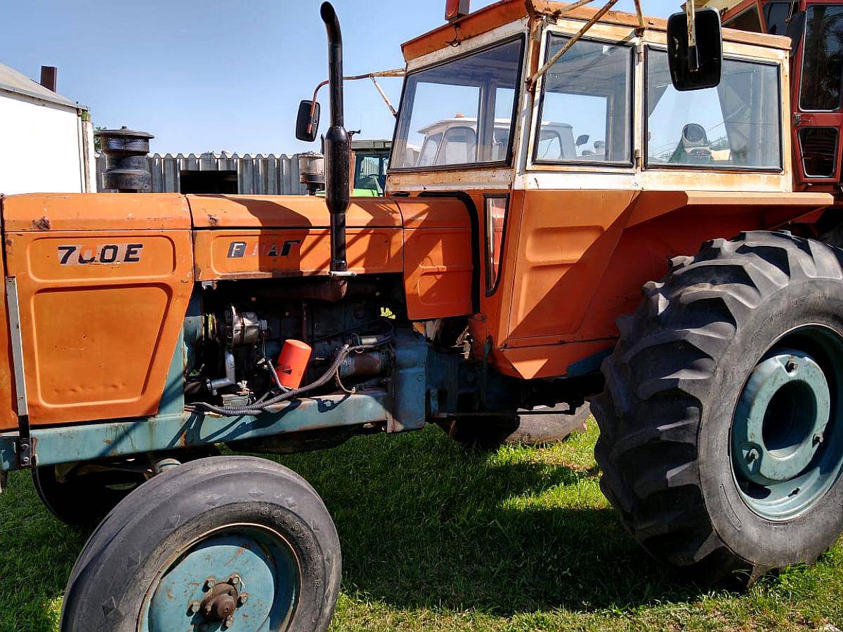 Tractor Fiat 700 e - Año: 1975 - u$s 6.000 - Agroads