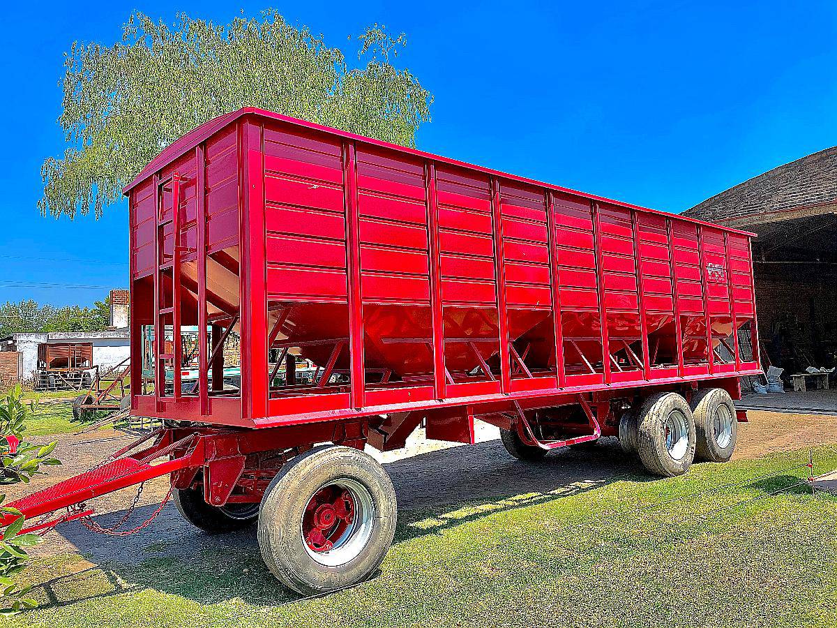 Acoplado Tolva 3 Ejes Helvética - Año: 1986 - u$s 25.800 - Agroads