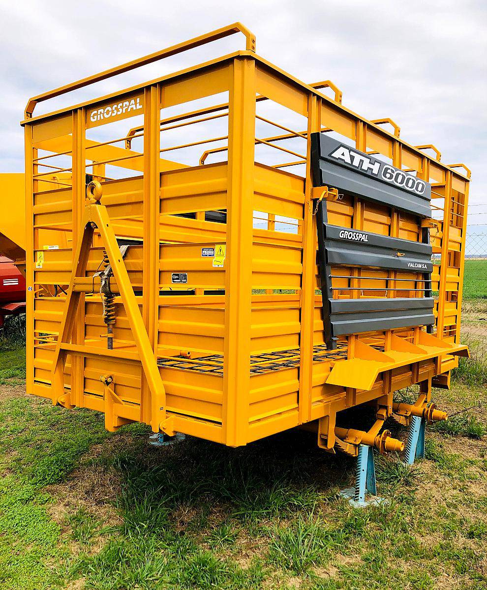 Jaula Vaquera DE4,5X2 con Cargador - Año: 2020 - $ 370.000 - Agroads