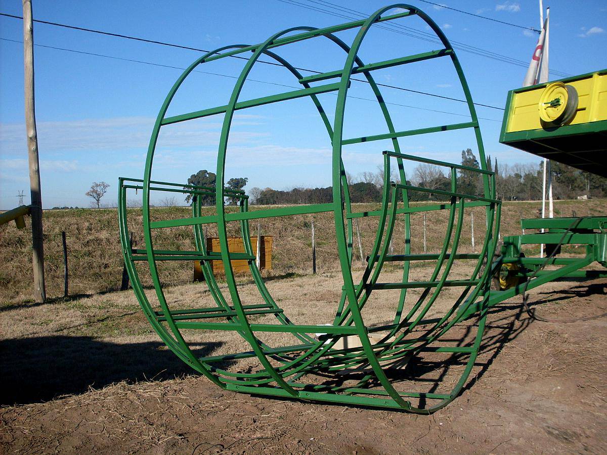 Porta Rollos para Rollos de Pasto - Año: 2019 - Agroads (cod: 653742)