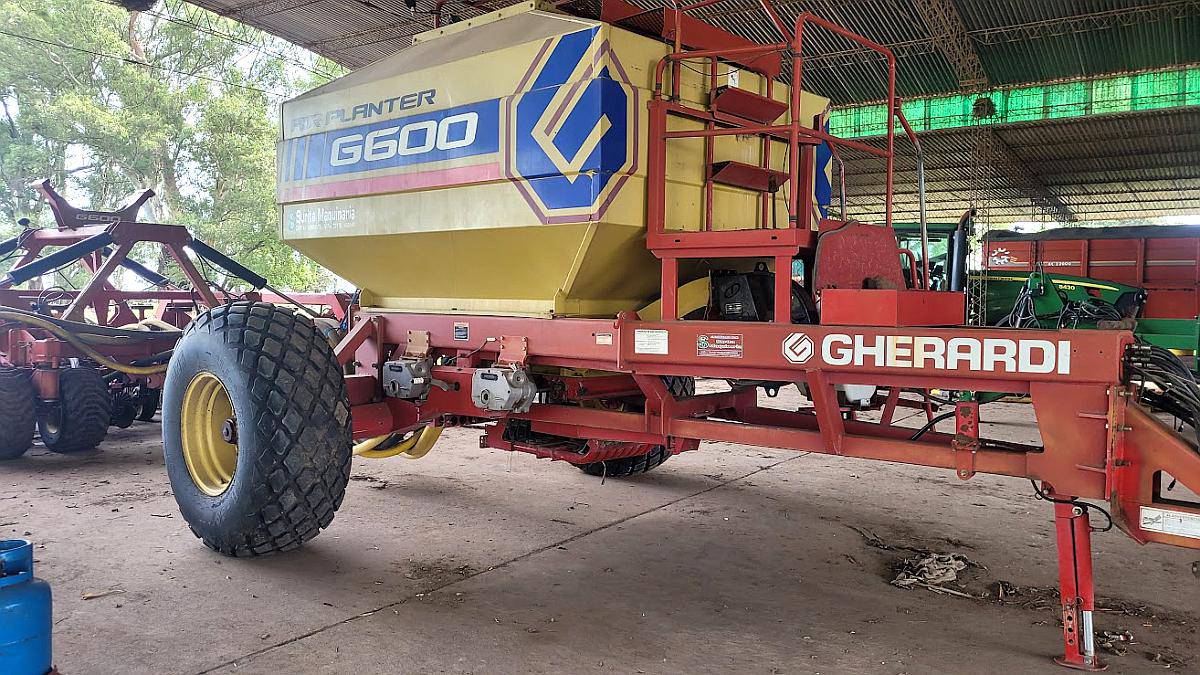 Sembradora Gherardi G-600, de 43 Lineas a 21cm, año 2013 - Agroads