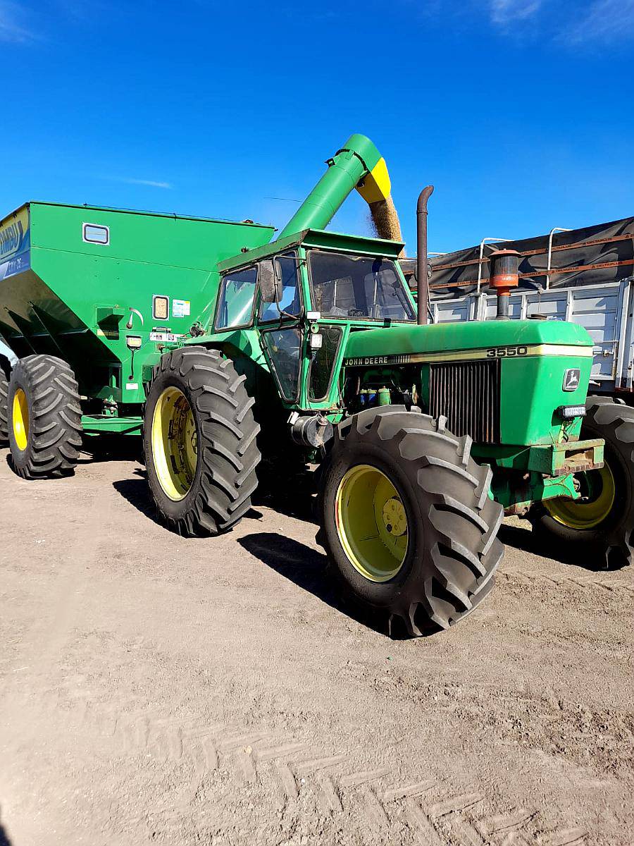 Vendo Tractor John Deere 3550 - Año: 1996 - Agroads
