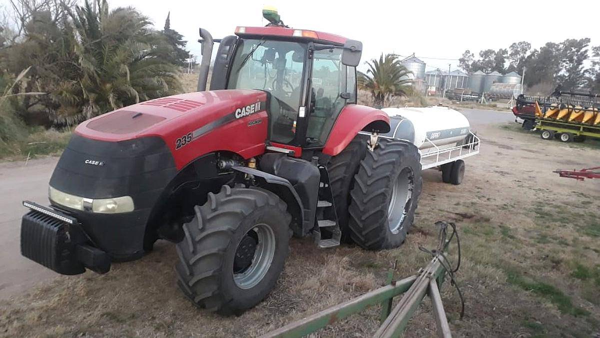 Tractor Case IH Magnum 235 - Año: 2011 - u$s 155.000 - Agroads