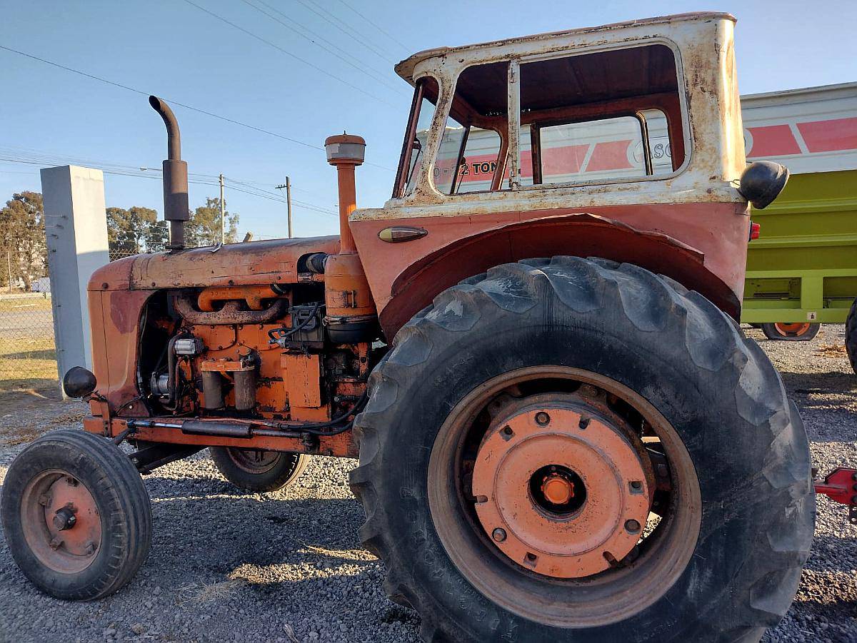 Tractor Fiat Modelo 780 - Agroads