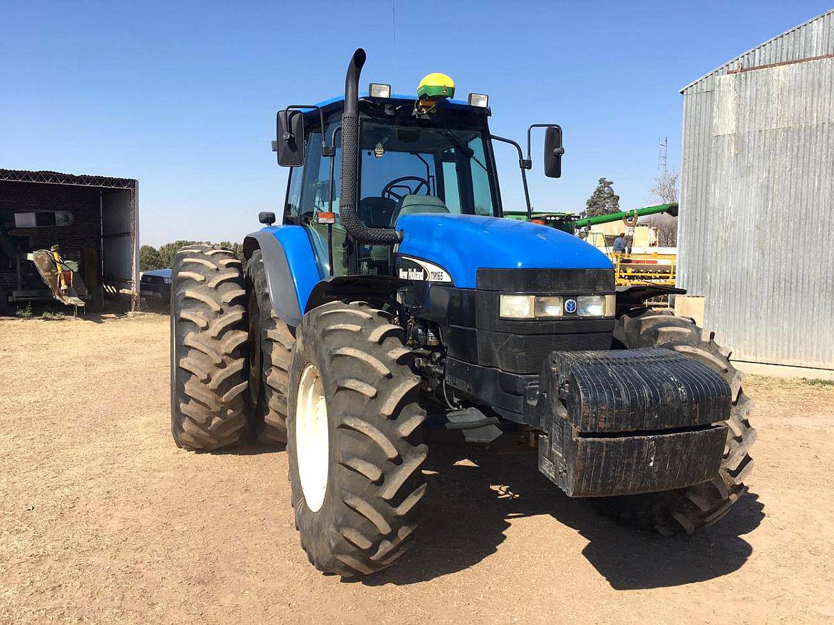 Tractor New Holland TM165 - Año: 2003 - u$s 75.000 - Agroads