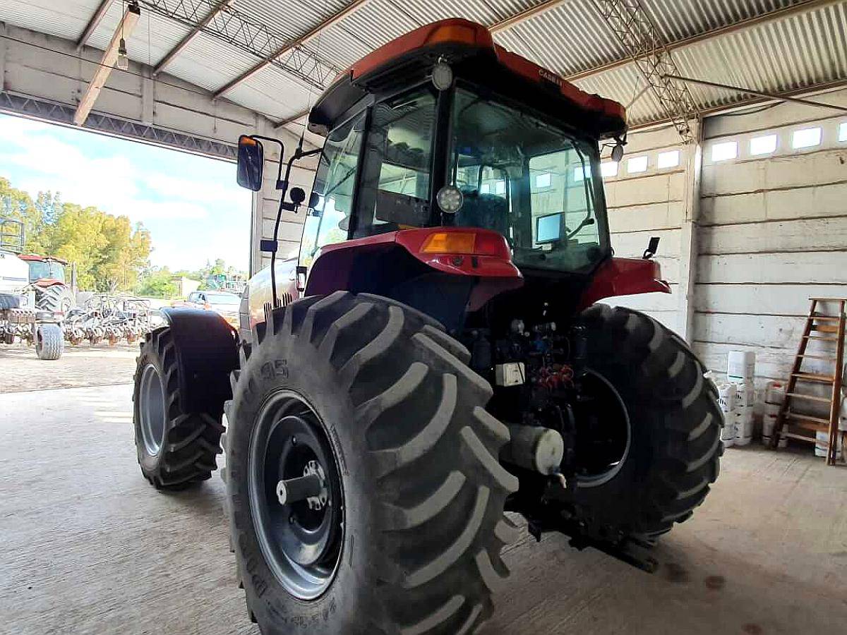 Tractor Case 180, Tres Arroyos - Año: 2010 - u$s 85.000 - Agroads