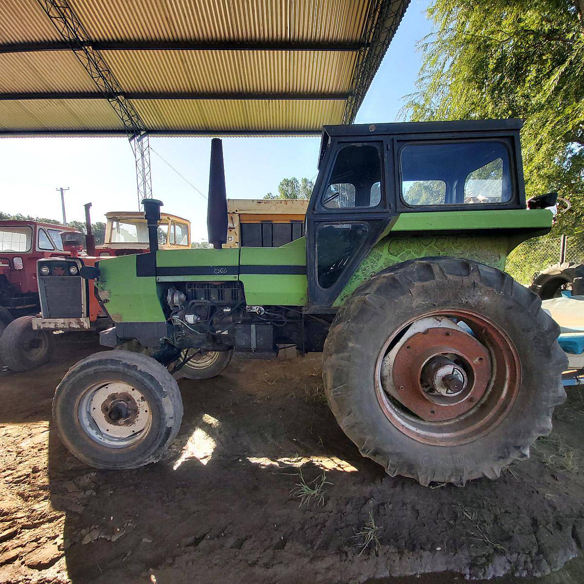 Tractor Deurz AX80 Rodado 18.4x34 - Año: 1986 - Agroads