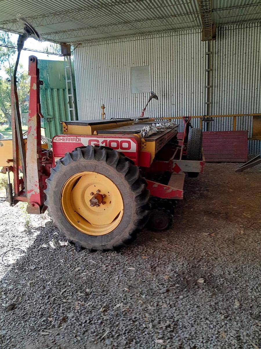 Gherardi G100 25 a 17 con Afalfero - Año: 2001 - u$s 17.000 - Agroads