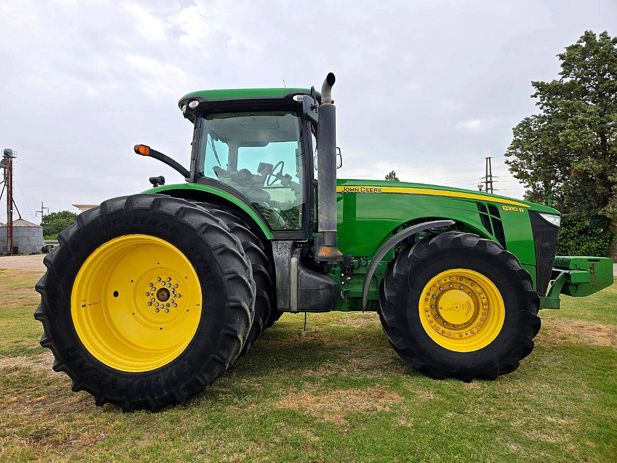 Tractor John Deere 8310r, 4wd, Dual, Piloto. - Año: 2012 - Agroads