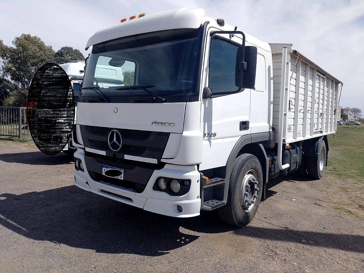 Mercedes-benz Atego 1726 Modelo 2017 314000km - Año: 2017 - Agroads
