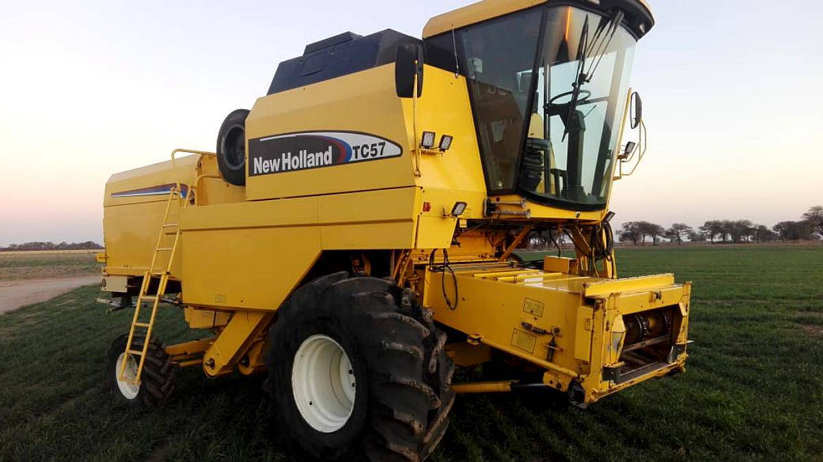 New Holland TC 57 Hydro - Año: 2007 - u$s 75.000 - Agroads