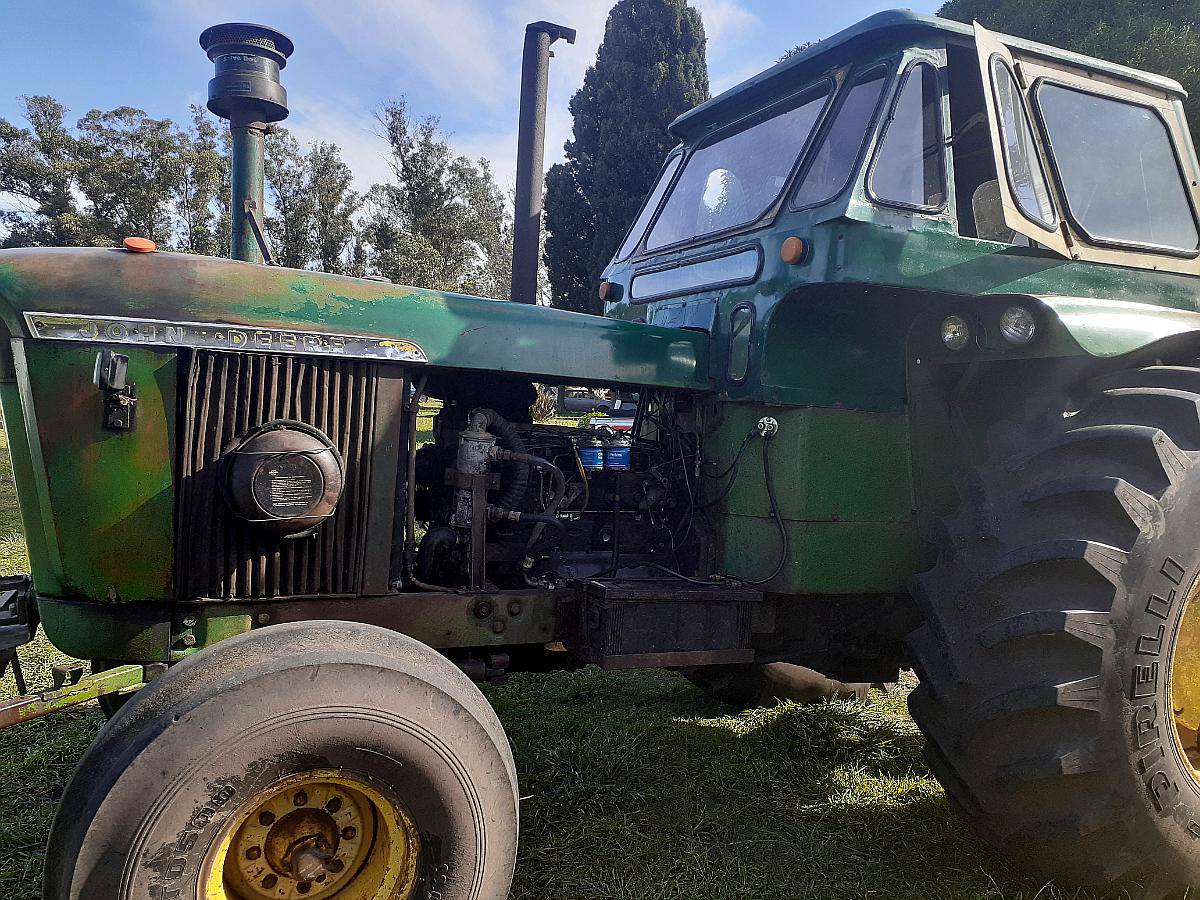 John Deere 5010 . - Año: 1980 - u$s 13.000 - Agroads