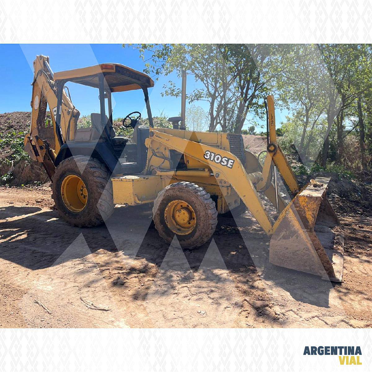 Pala y Retro John Deere 310sj (id715) - Año: 2002 - Agroads