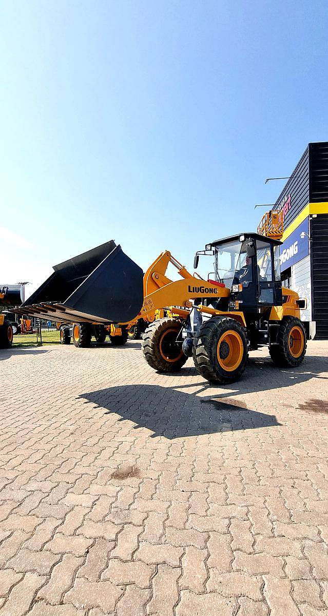 Pala Cargadora - Liugong 820c - Balde 1,5m - Entrega INM - Agroads