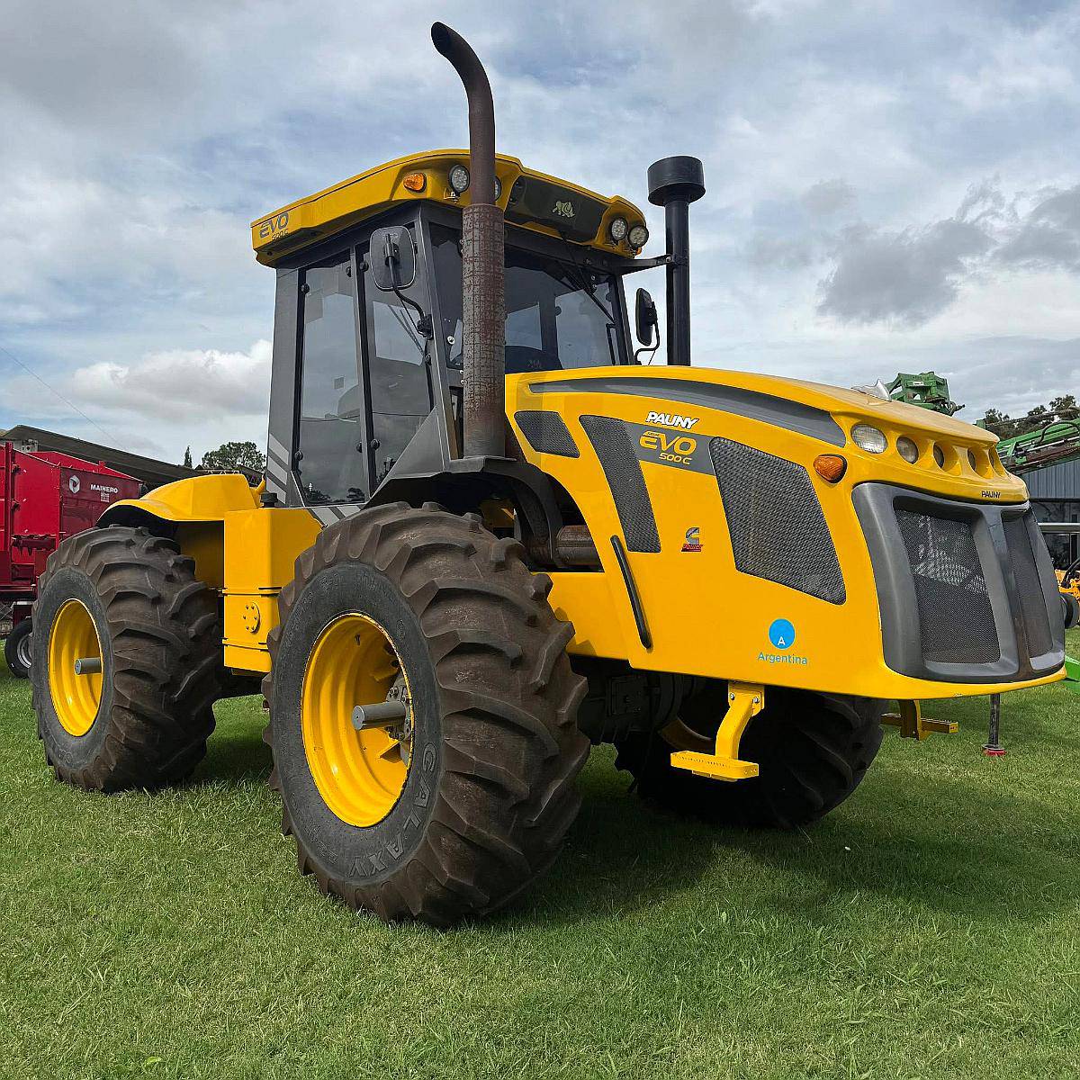 Pauny EVO 500 C año 2019 con 2700 Horas Rodado 23.1x30 - Agroads