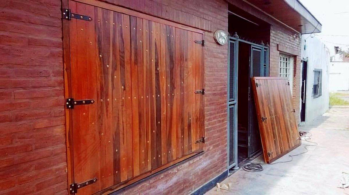 Postigos Bariloche en Madera Dura Urunday - $ 14.000 - Agroads