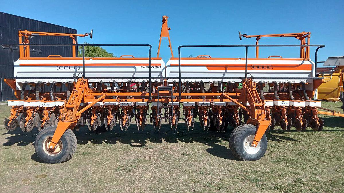 Cele 20 a 42 Doble Fertilización con Kit de Trigo, año 2008. - Agroads