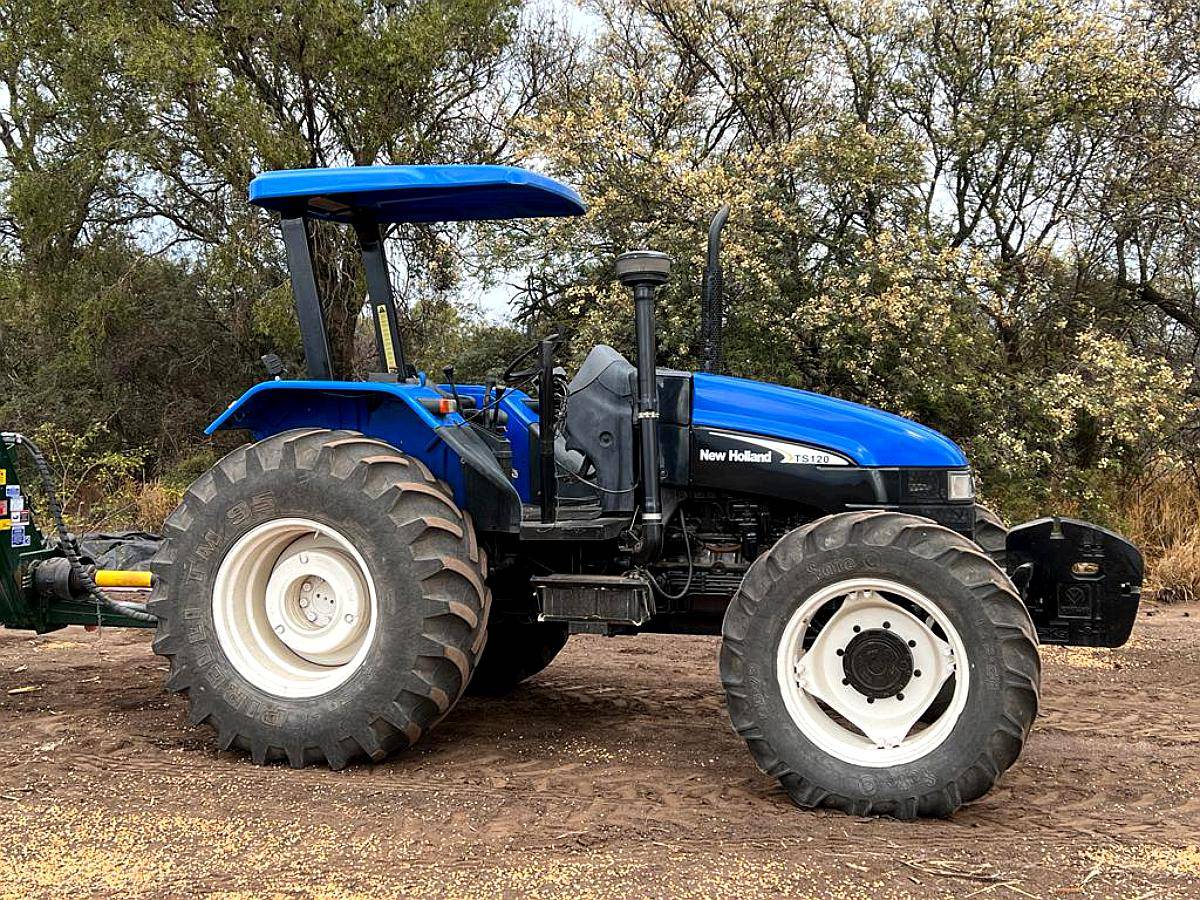 Tractor NH TS 120 HP 2007 - Tres Puntos - DT - Año: 2007 - Agroads