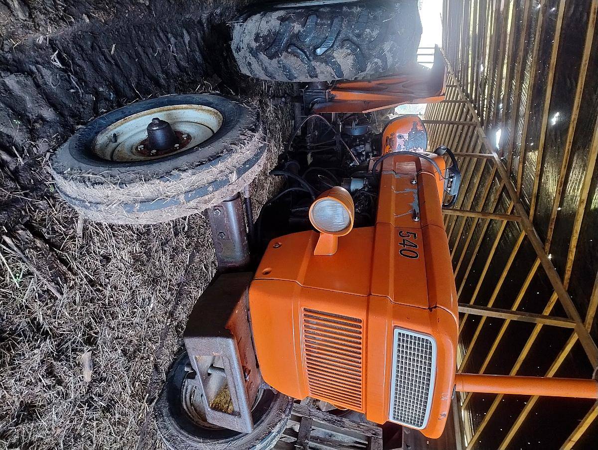 Tractor Fiat 540 S - Año: 1985 - u$s 11.000 - Agroads