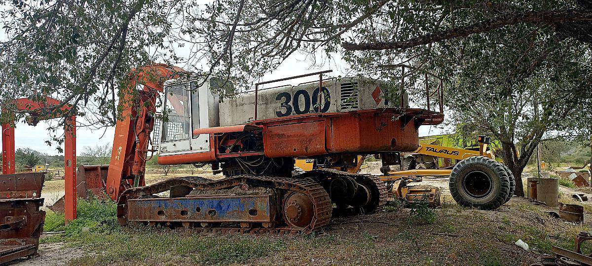 Retroexcavadora Poclain 300 Motor Deutz 12 - Año: 1979 - Agroads