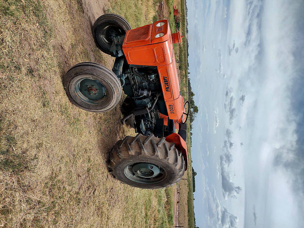 Tractor Fiat 600 e - Año: 1977 - $ 2.700.000 - Agroads