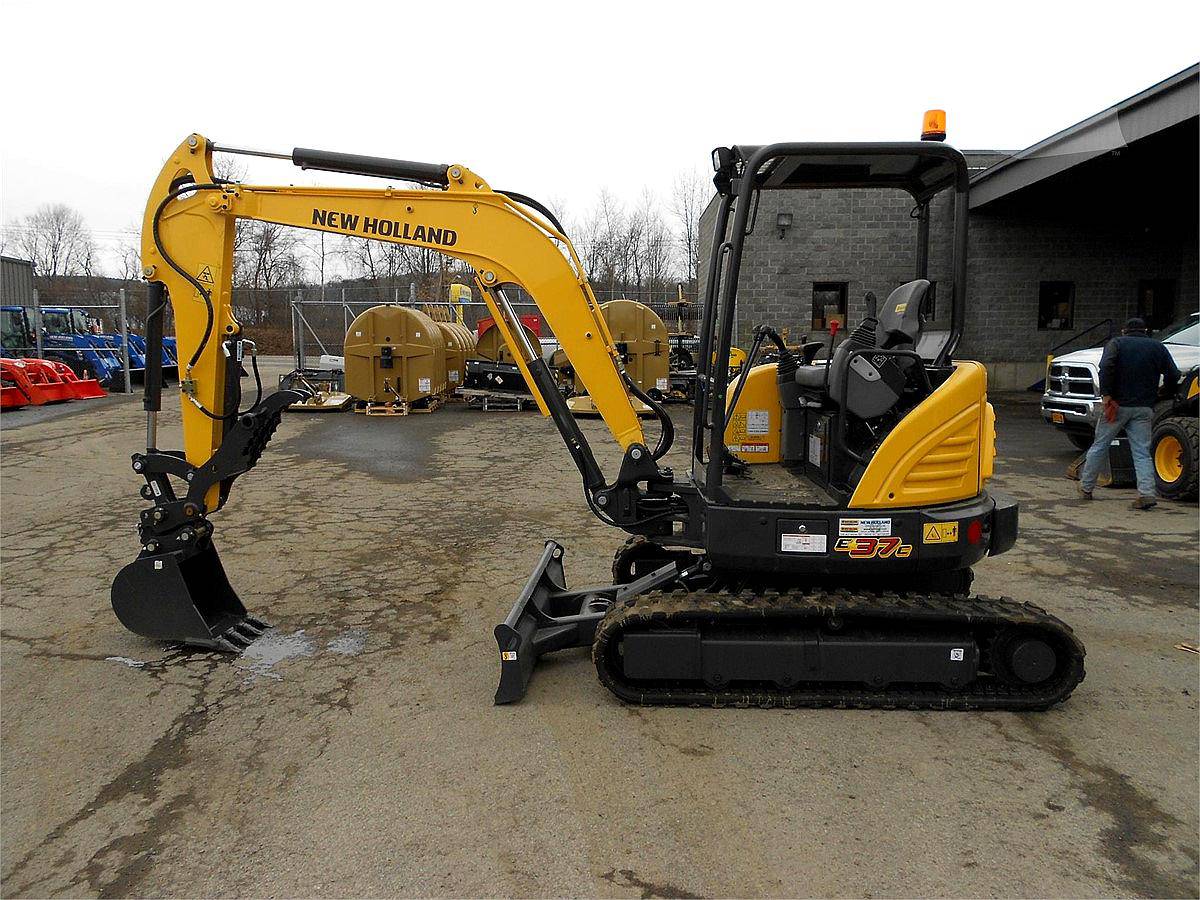 Miniexcavadora E37c - NH Nueva - Año: 2020 - Agroads