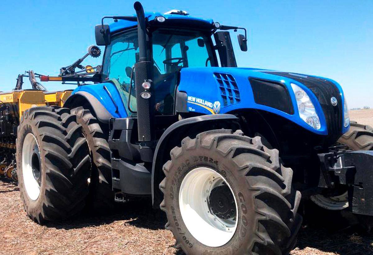 Tractor New Holland T8.320 2018 - 3.700 Hs - 250 HP - Piloto - Agroads