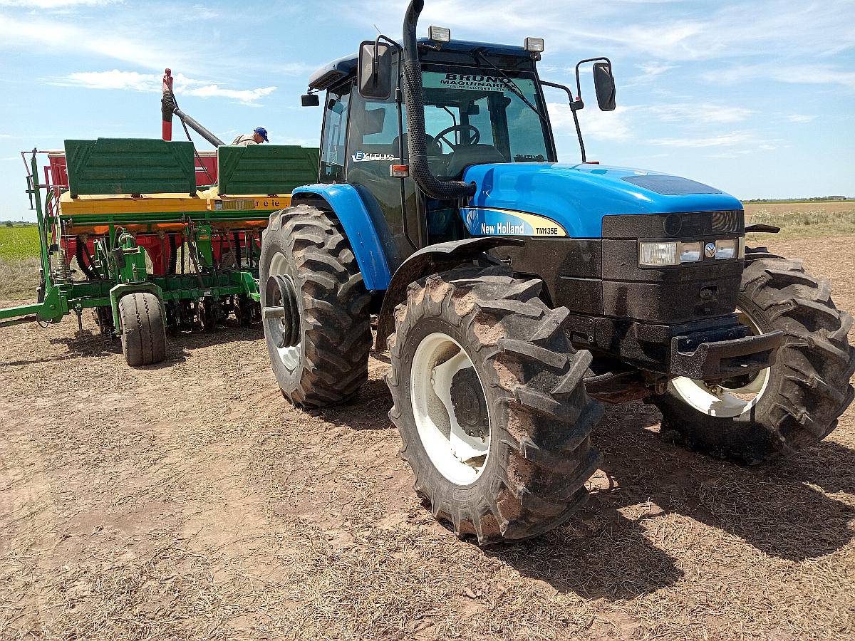 New Holland TM135 Exitus - Año: 2008 - $ 73.000 - Agroads