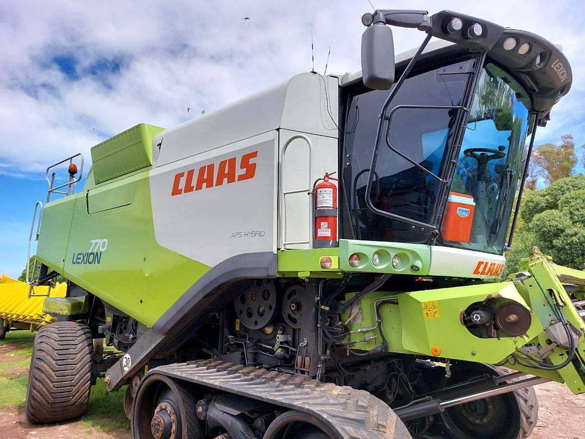 Claas Lexion 770 año 2011.- Draper Allochis 42 Pies 2016 - Agroads