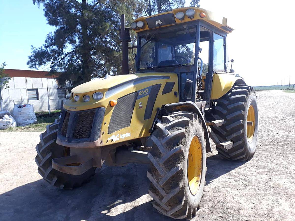 Tractor Pauny 230 EVO / Cabina / Doble Tracción - Año: 2013 - Agroads