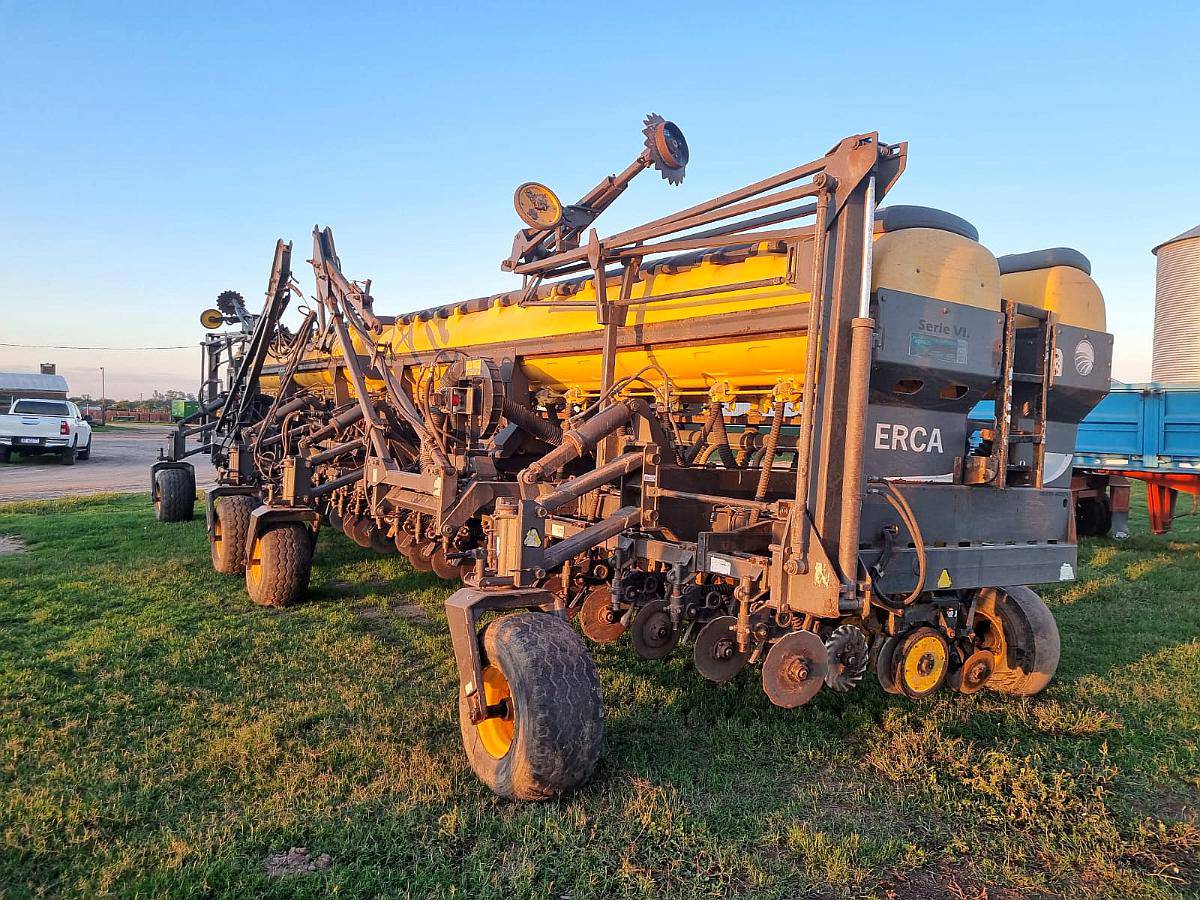 Sembradora Erca Serie 6 Neumática - Año: 2012 - $ 177.000 - Agroads