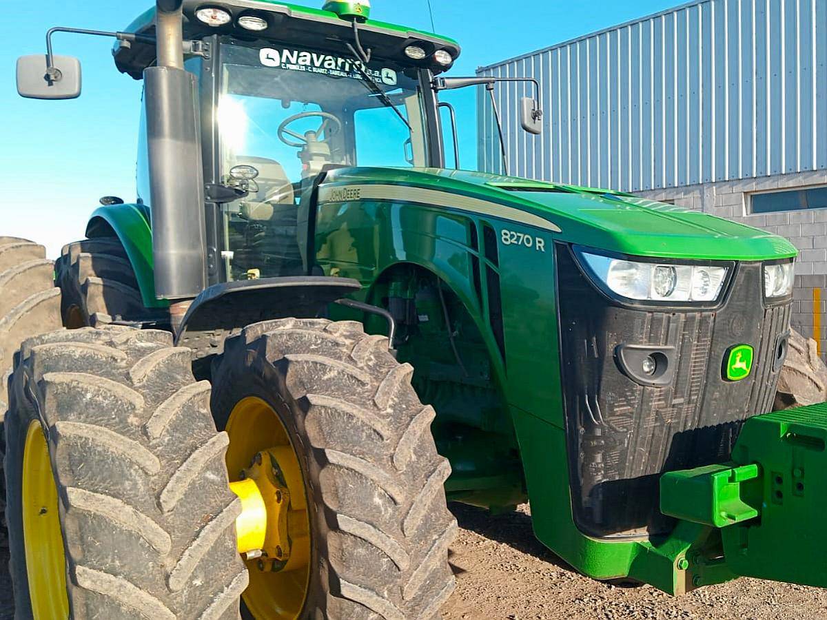 Tractor John Deere 8270r, año 2019 - Año: 2019 - Agroads