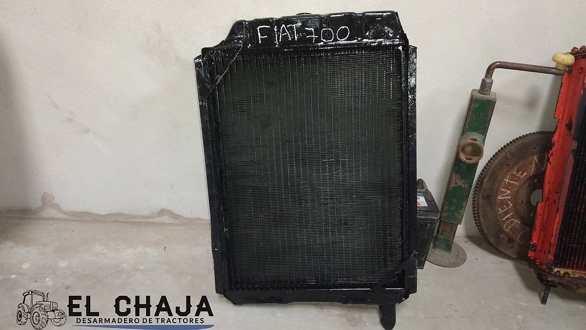 Radiador Tractor Fiat 700 - Agroads