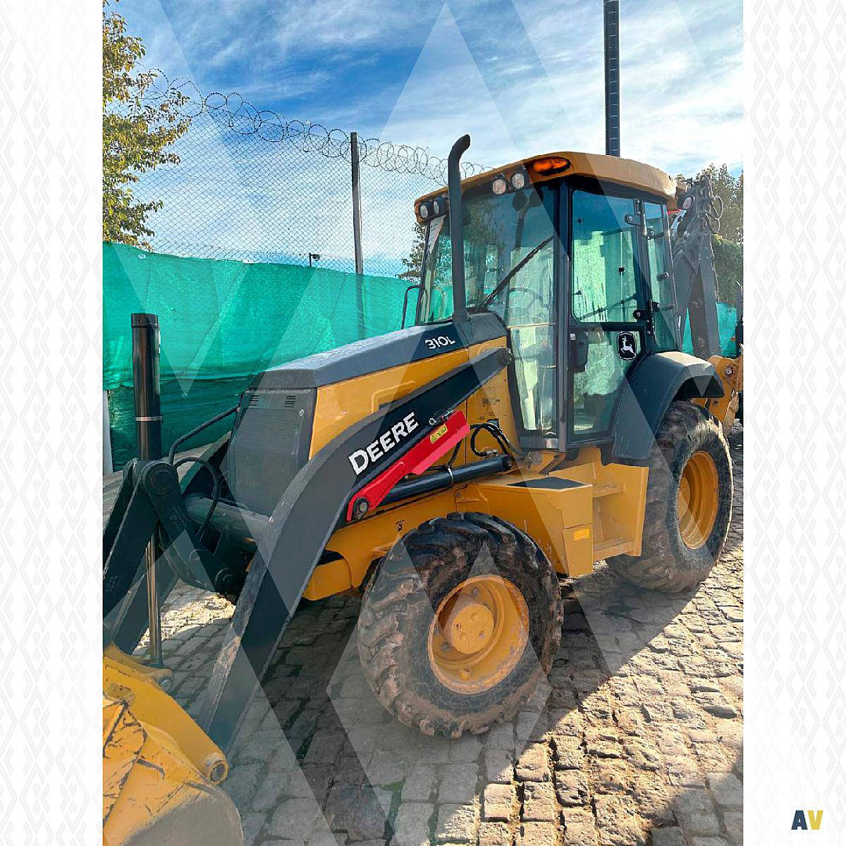 Pala y Retro John Deere 310l (id759) - Año: 2022 - Agroads