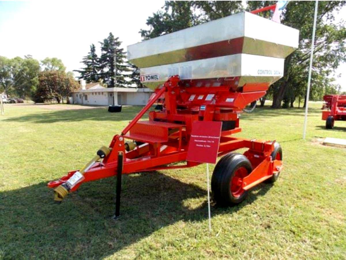 Fertilizadora Yomel Control 3024 P - Año: 2021 - Agroads