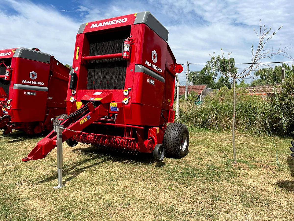 Rotoenfardadora Mainero 5877 - Año: 2023 - Agroads