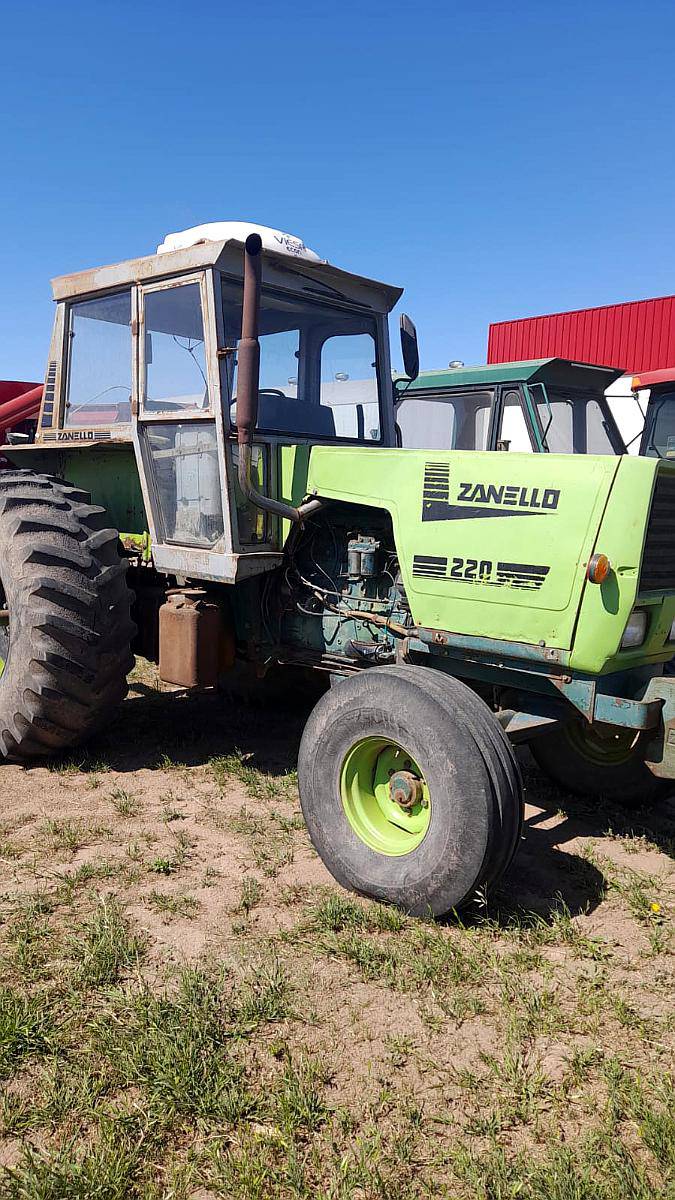Tractor Zanello 220 Motor MWM - Año: 1996 - u$s 18.000 - Agroads