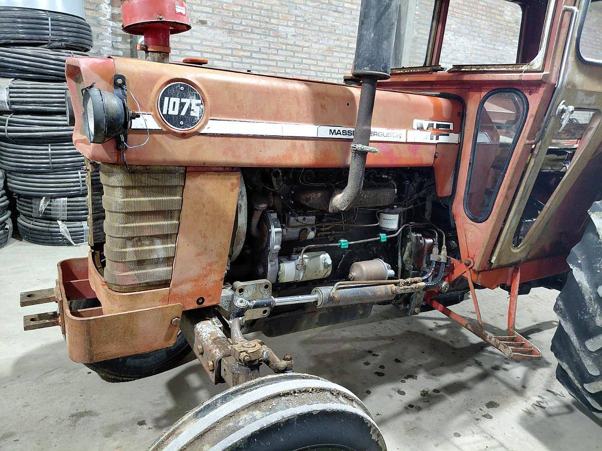 Tractor Massey 1075, Mod 77 - Año: 1977 - $ 14.000.000 - Agroads