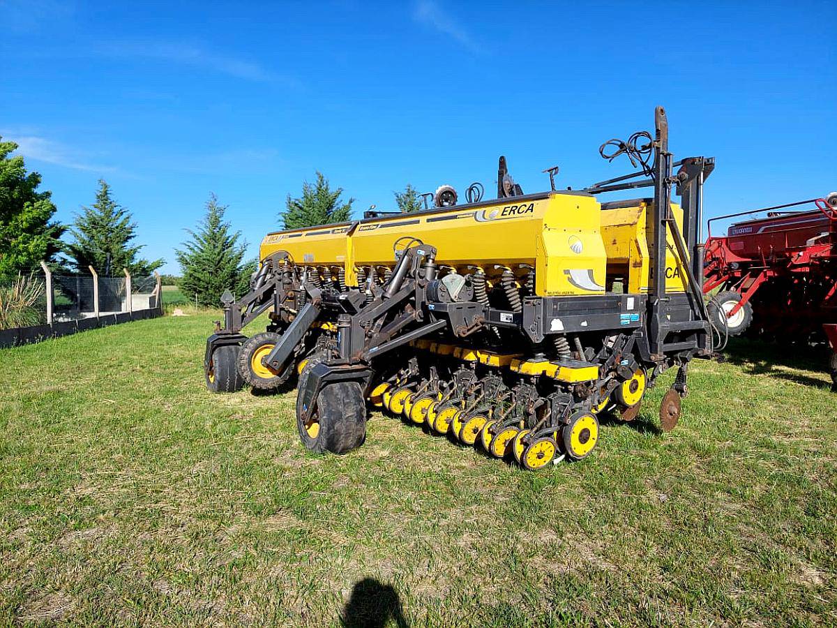 Sembradora Erca 33 Líneas a 19 con Kit a Placa a 38 - Agroads