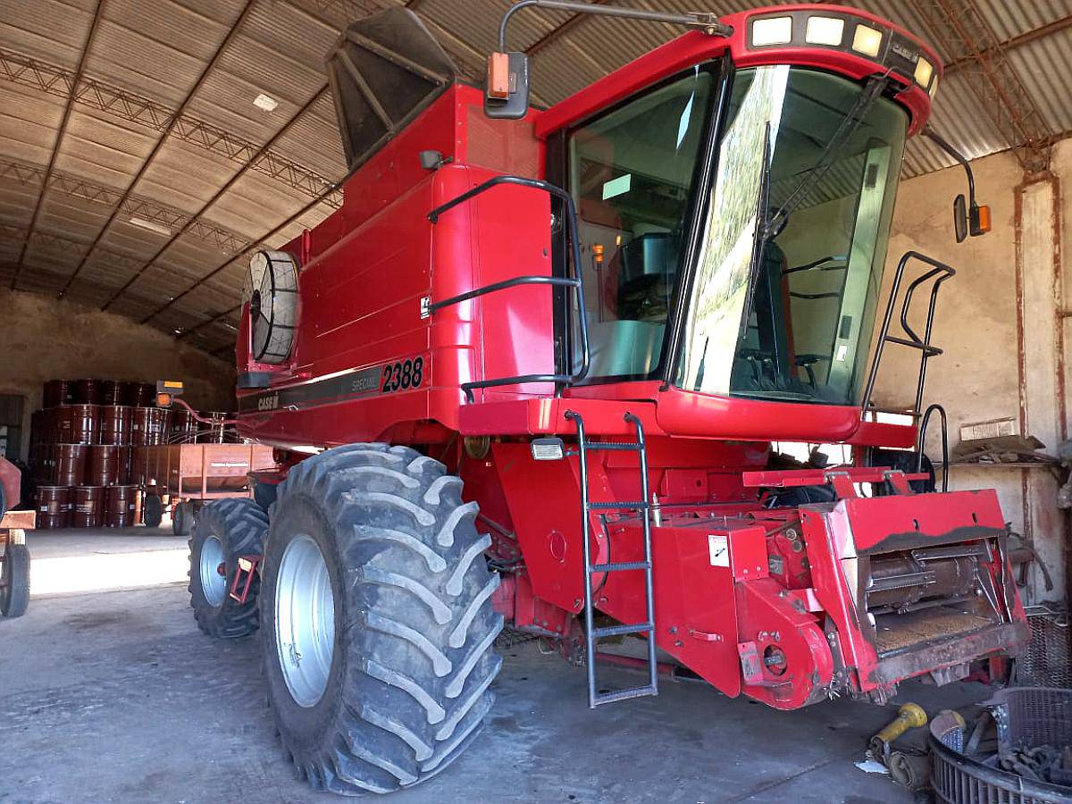 Vendo Cosechadora Case 2388. Mod 2007 - Año: 2007 - Agroads