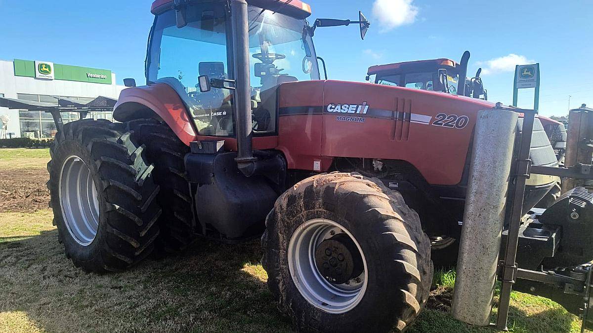Tractor Case Magnum 220 - Año: 2008 - u$s 110.000 - Agroads
