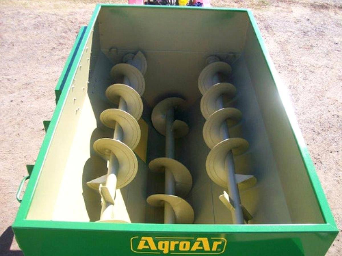 Mixer Mezclador y Distribuidor de Ración M9009 Agroar - Agroads