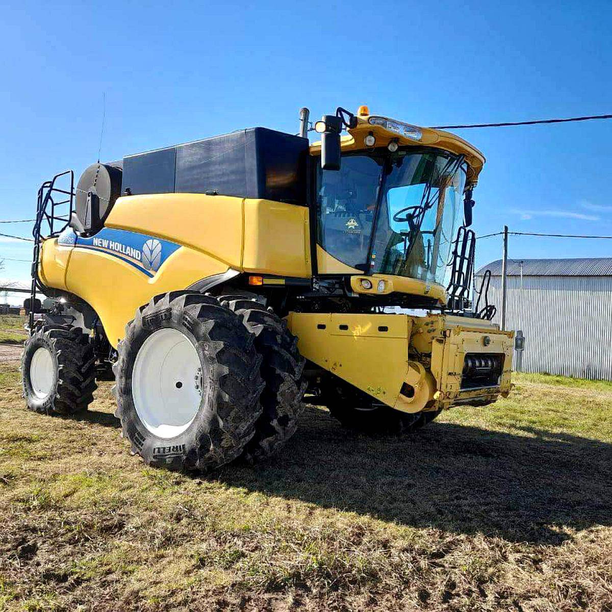 New Holland CR 7.90 año 2019 Draper Macdon 35 PIES1500 Horas - Agroads