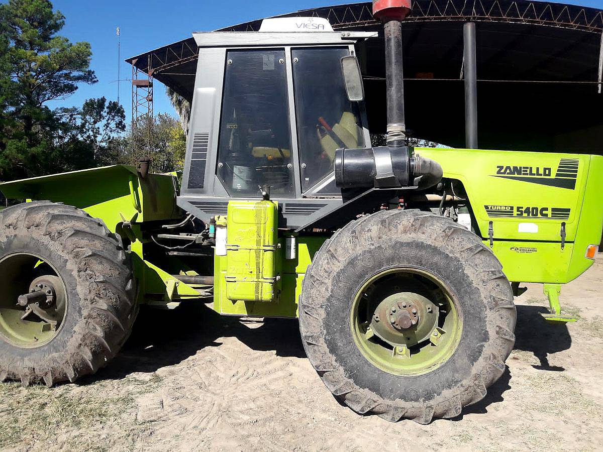 Tractor Zanello 540, con Climatic - Año: 1996 - u$s 59.000 - Agroads