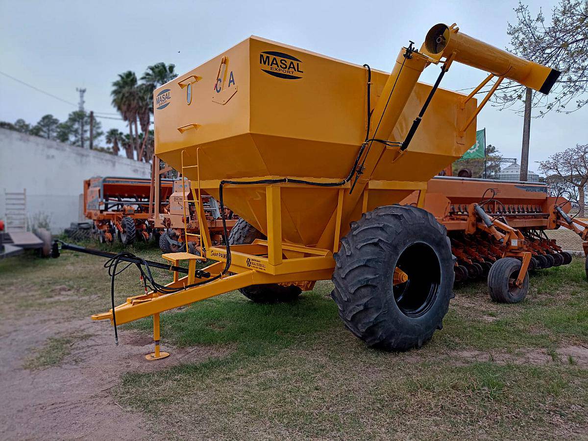 Tolva Autodescargable Masal 10 Toneladas - u$s 8.600 - Agroads