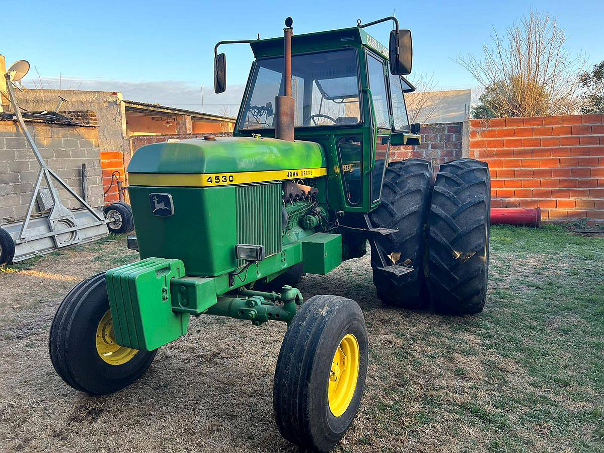 Tractor - John Deere 4530 - Duales - Impecable - Agroads