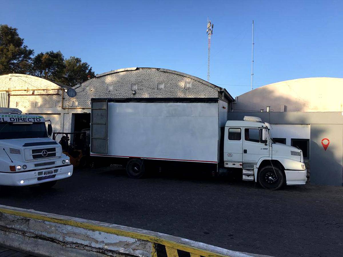 Mercedes Benz 1620 Mod. 2000 Chasis Largo. - Año: 2000 - Agroads