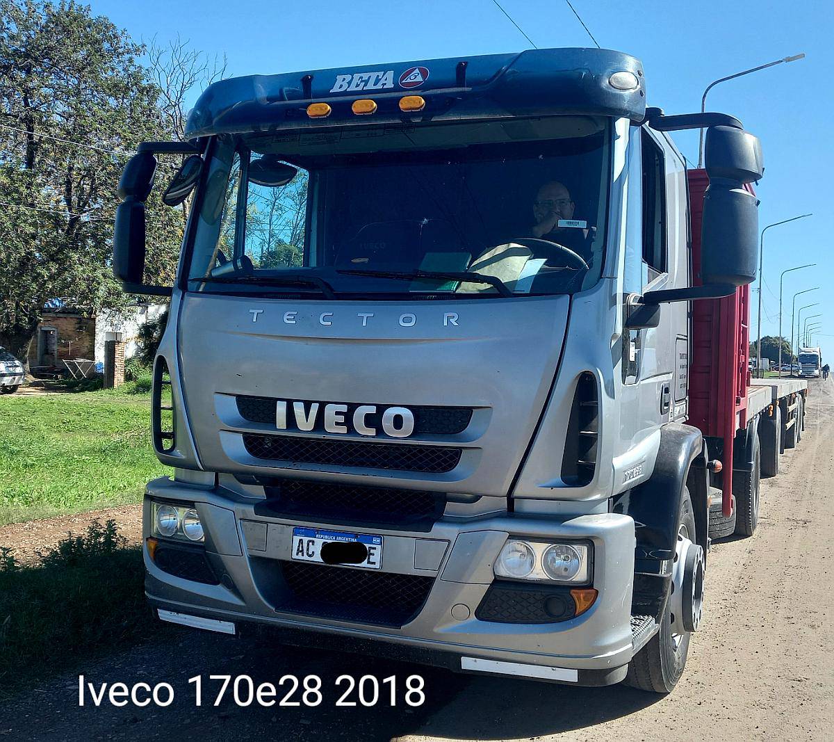 Camion Iveco Tector 170e28 2018 - Año: 2018 - Agroads