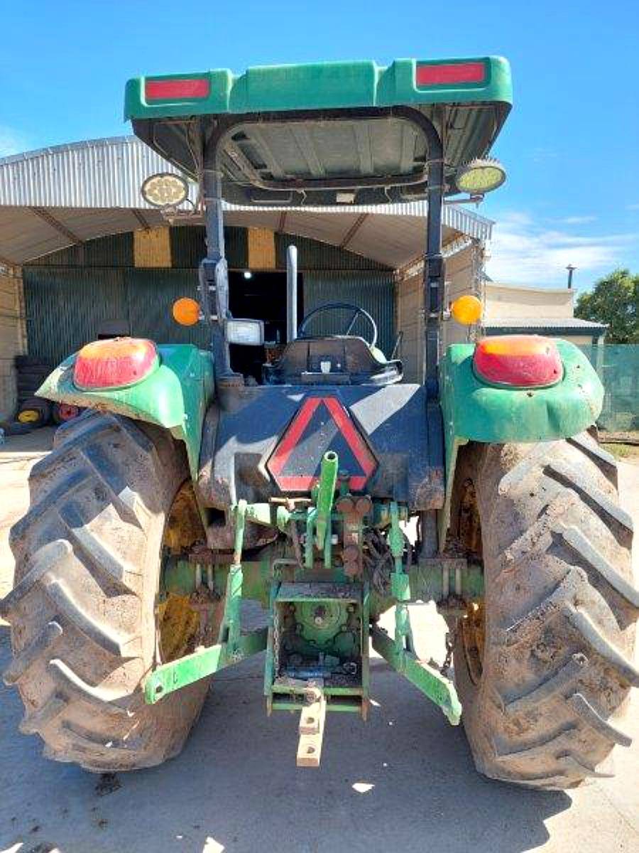 Vendo Tractor John Deere 5082. Mod 2016. - Año: 2016 - Agroads